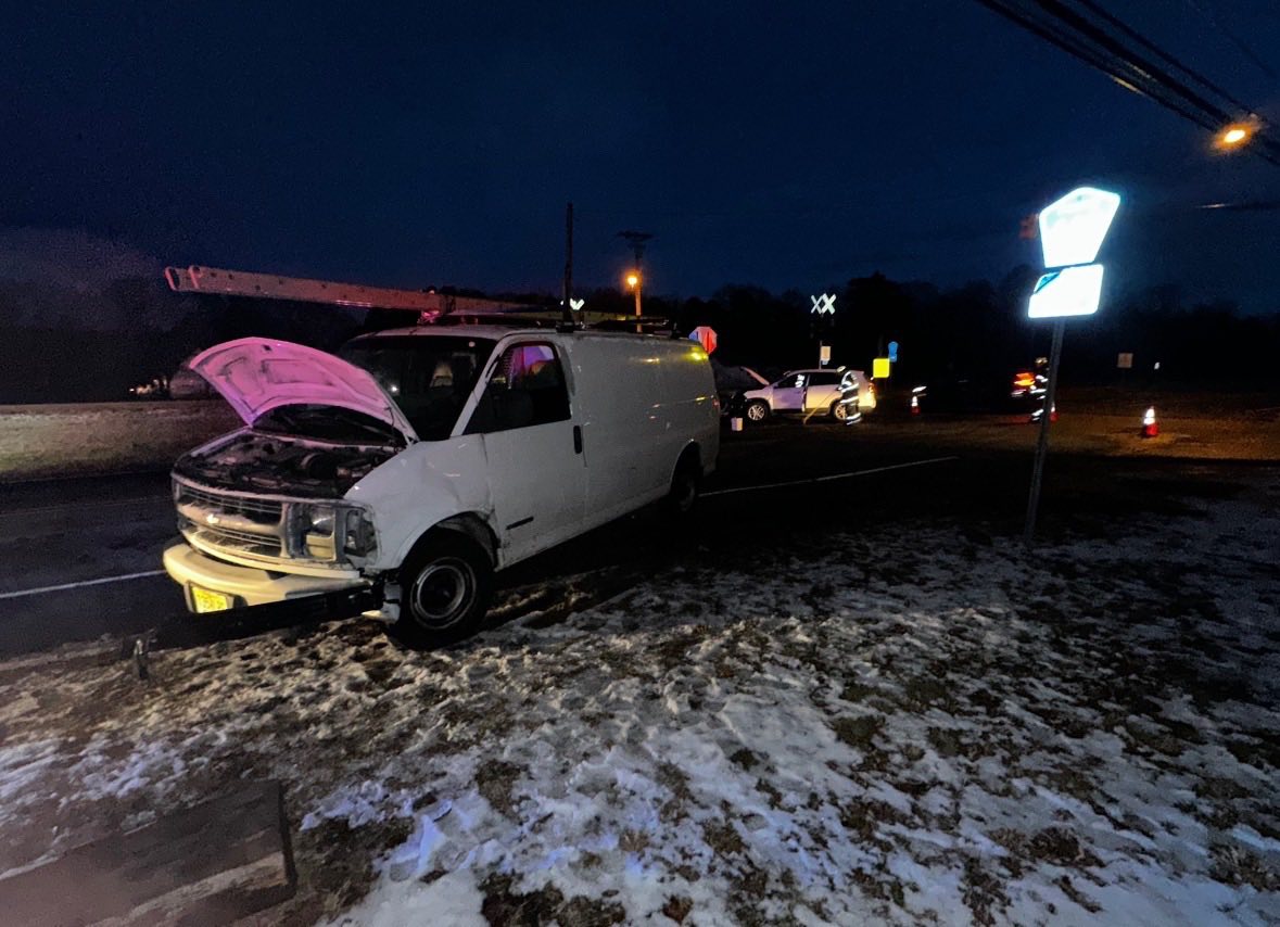 12/17/25 – Dorothy Motor Vehicle Crash – Dorothy Volunteer Fire Company